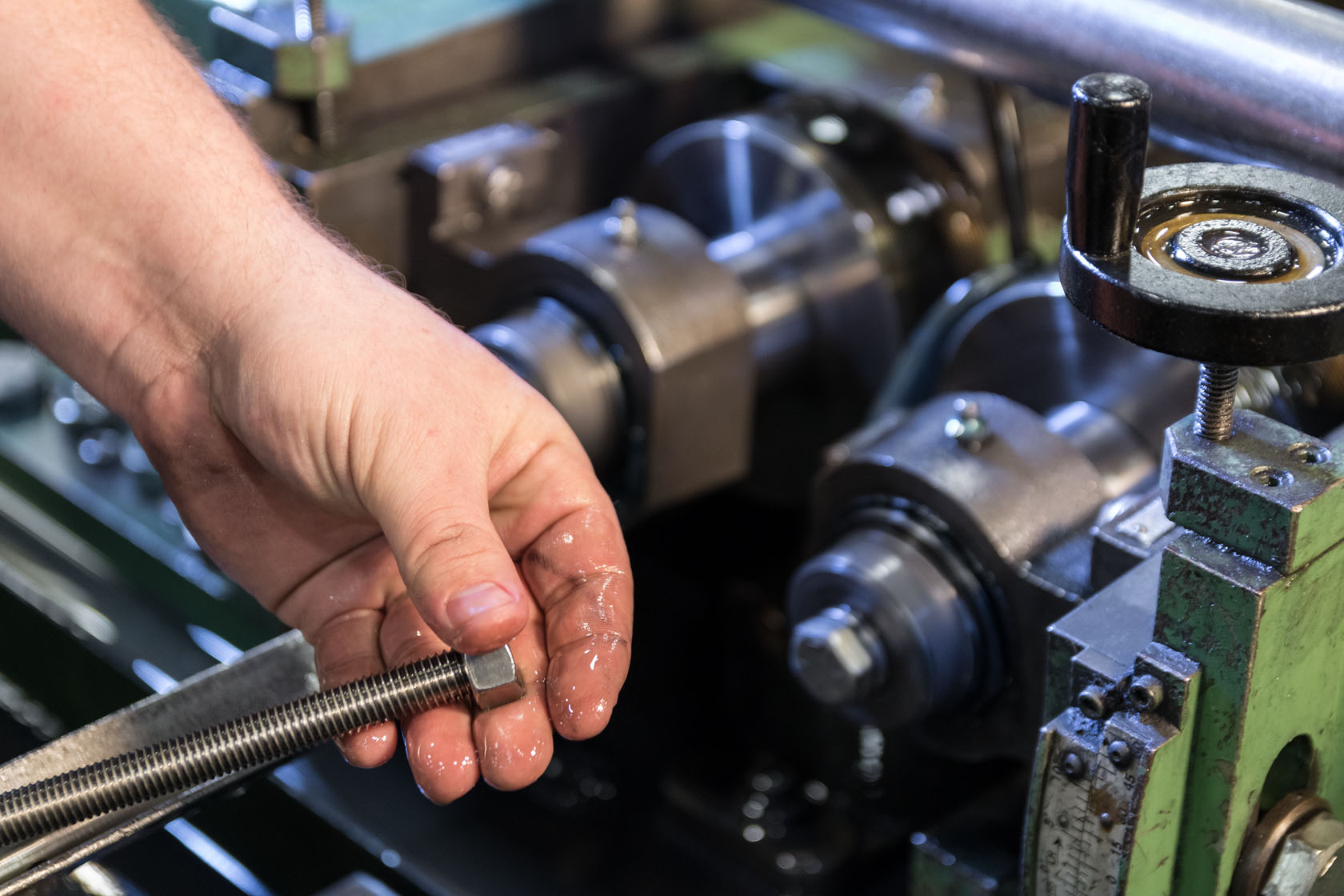 Thread Rolling - Wisconsin Stamping and Manufacturing